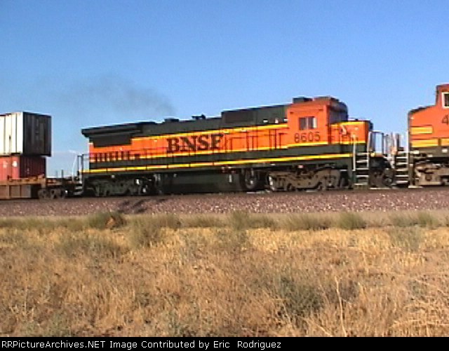 BNSF 8605